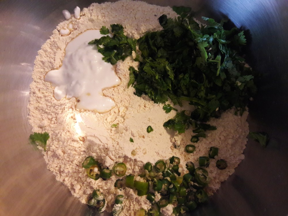 Missi Roti (Whole Wheat flour and gram flour Bread) – Easy Vegetarian ...