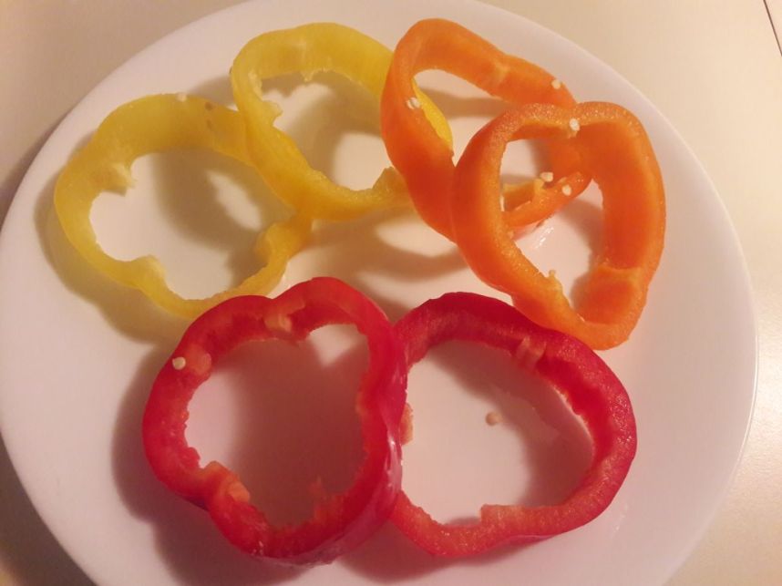 Stuffed Bell Pepper Rings – Easy Vegetarian Recipes